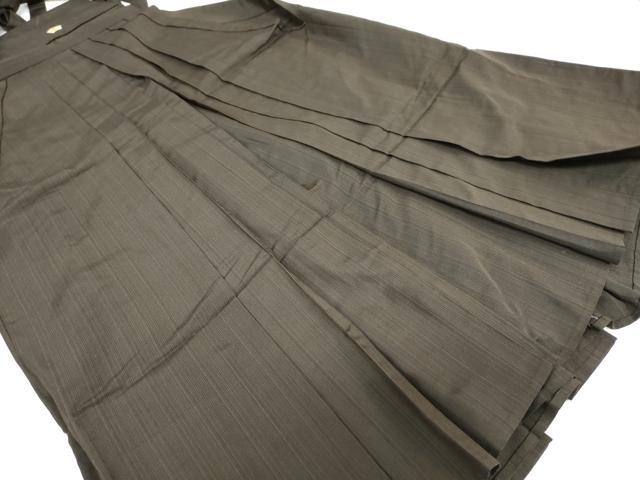 ■■■　サイズ　■■■ 紐下丈　約84.5cm ■■■　商品詳細　■■■ 【正絹】 状態は接写画像のように裏腰板に薄い汚れがございますが その他特に目立ったシミ汚れなどもなく大変良い状態です。 大変上質な逸品になります。 お安く出品致します...
