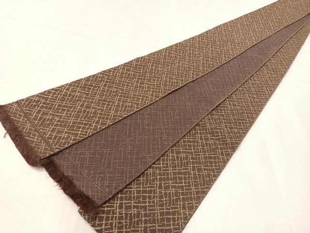 ■■■　サイズ　■■■ 長さ(房含めず) 392cm 幅 9.5cm程 ■■■　商品詳細　■■■ 【正絹】 状態は接写画像のように端から40cm間に折山の薄い汚れ、 裏面所々に薄い汚れがございますが その他特に目立ったシミ汚れなどもなく大変...