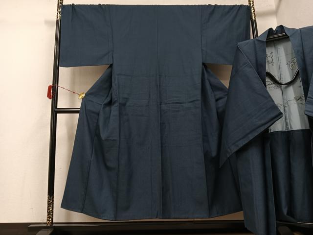 ■■■　サイズ　■■■ 【着物】 身丈 147.5cm（肩から） 裄丈 70.5cm 袖丈 47cm　縫込み 2.5cm 袖幅 35.5cm 前幅 22.5cm 後幅 30cm 着物縫いこみ 内揚げ 5cm 裄 お袖側 約2cm　身頃側 約...