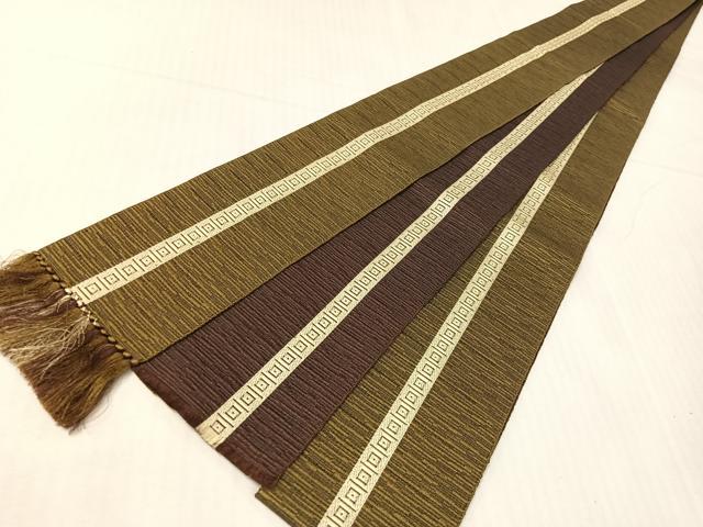 ■■■　サイズ　■■■ 長さ(房含めず) 428cm 幅 9.5cm程 ■■■　商品詳細　■■■ 【正絹】 状態は1.2回程しか締めておらず 特に目立ったシミ汚れなどもなく大変良い状態です。 本場筑前博多織は、 福岡県福岡市博多区やその周辺...