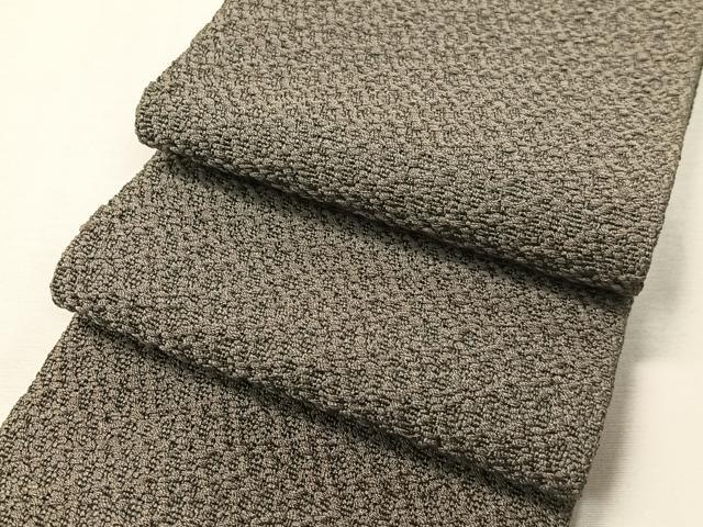 ■■■　サイズ　■■■ 長さ(房含めず) 392cm 幅 9cm程 ■■■　商品詳細　■■■ 【正絹】 状態は接写画像のように端から60cm間に焼けがございますが その他特に目立ったシミ汚れなどもなく大変良い状態です。 本場筑前博多織は、 ...