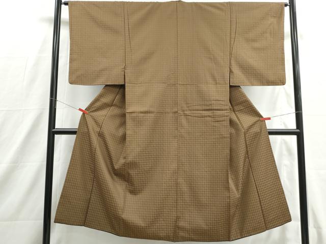 ■■■　サイズ　■■■ 身丈 137cm（肩から） 裄丈 64cm 袖丈 53cm　縫込み 7cm 袖幅 32cm 前幅 21cm 後幅 29cm 着物縫いこみ 内揚げ 11cm 裄 お袖側 約0cm　身頃側 約0cm ■■■　商品詳細　■...