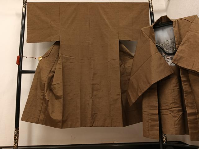 ■■■　サイズ　■■■ 【着物】 身丈 133cm（肩から） 裄丈 66.5cm 袖丈 47cm　縫込み 3.5cm 袖幅 34.5cm 前幅 25.5cm 後幅 30.5cm 着物縫いこみ 内揚げ 9cm 裄 お袖側 約3cm　身頃側 約...