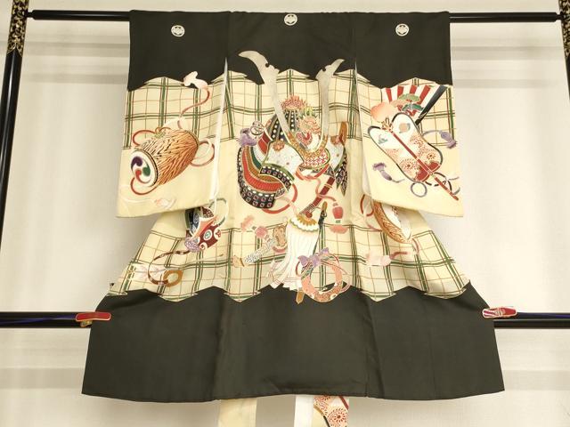 ■■■　サイズ　■■■ 【着物】 身丈 97.5cm（肩から） 裄丈 40cm 袖丈 55.5cm ■■■　商品詳細　■■■ 産着【正絹・五つ紋】の状態は接写画像のように表地所々に汚れがございます。 長襦袢【正絹】の状態は接写画像のように衿...