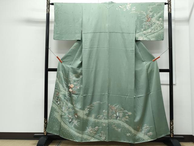 ■■■　サイズ　■■■ 身丈 158cm（肩から） 裄丈 63cm 袖丈 44cm　縫込み 6cm 袖幅 33cm 前幅 27cm 後幅 31cm 着物縫いこみ 内揚げ 7cm 裄 お袖側 約3cm　身頃側 約5cm ■■■　商品詳細　■■...