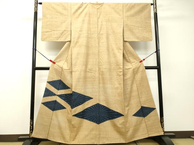 ■■■　サイズ　■■■ 身丈 159cm（肩から） 裄丈 63.5cm 袖丈 48cm　縫込み 5cm 袖幅 32cm 前幅 24.5cm 後幅 30.5cm 着物縫いこみ 内揚げ 0cm 裄 お袖側 約2m　身頃側 約1cm ■■■　商品...