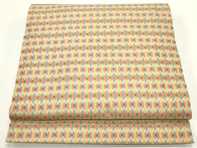 ■■■　サイズ　■■■ 長さ 376cm 幅 30cm程 ■■■　商品詳細　■■■ 【正絹】 状態は接写画像のように帯芯に薄い汚れがございますがその他表地は特に目立ったシミ汚れなどもなく大変良い状態です。 着用時には見えない部分になりますの...