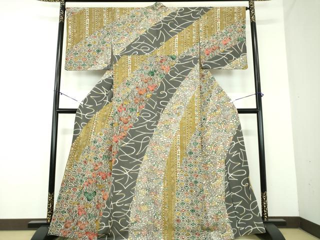 ■■■　サイズ　■■■ 身丈 167cm（肩から） 裄丈 67cm 袖丈 49cm　縫込み 3.5cm 袖幅 33.5cm 前幅 25.5cm 後幅 31.5cm 着物縫いこみ 内揚げ 5.5cm 裄 お袖側 約2cm　身頃側 約2cm ■...