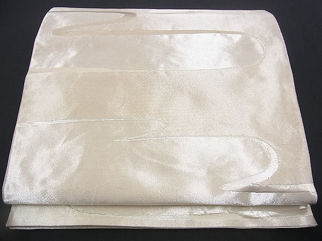 ■■■　サイズ　■■■ 長さ 442cm 幅 30.5cm程 ■■■　商品詳細　■■■ 【正絹】状態は接写画像のようにたれ先・太鼓下部・太鼓・柄止まりに薄い汚れ、太鼓上部から手先にかけてスレがございますがその他特に目立ったシミ汚れなどもなく...