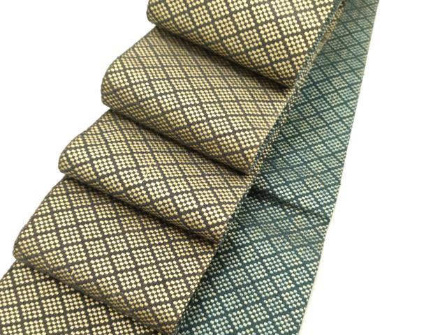■■■　サイズ　■■■ 長さ 392cm 幅 9cm程 ■■■　商品詳細　■■■ 【正絹】 状態は1.2回程しか締めておらず 特に目立ったシミ汚れなどもなく大変良い状態です。 本場筑前博多織は、 福岡県福岡市博多区やその周辺で生産される絹織...