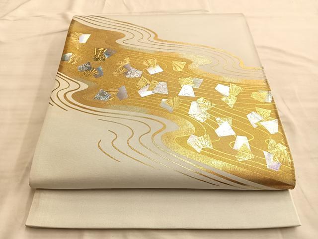 ■■■　サイズ　■■■ 長さ 438cm 幅 31cm程 ■■■　商品詳細　■■■ 【正絹】 状態は画像を添付しておりますので、そちらをご確認下さいますよう宜しくお願い致します。 大変上質な逸品になりますのでぜひお手入れをされてお召しになら...