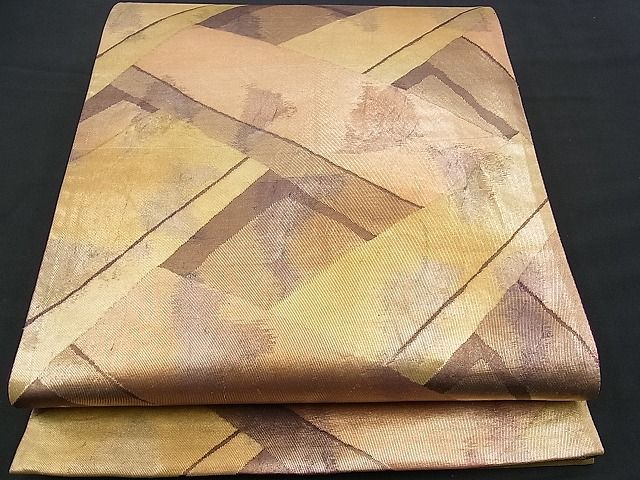 ■■■　サイズ　■■■ 長さ 424cm 幅 30.5cm程 ■■■　商品詳細　■■■ 【正絹】状態は数回程しか締めておらず特に目立ったシミ汚れなどもなく大変良い状態です。大変上質な逸品になります。お安く出品致しますので、是非この機会にいか...