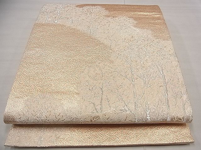 ■■■　サイズ　■■■ 長さ 418cm 幅 31cm程 ■■■　商品詳細　■■■ 【正絹・芯なし】 状態は締めてはおりますが 特に目立ったシミ汚れなどもなく大変良い状態です。 大変上質な逸品になります。 お安く出品致しますので、是非この機...