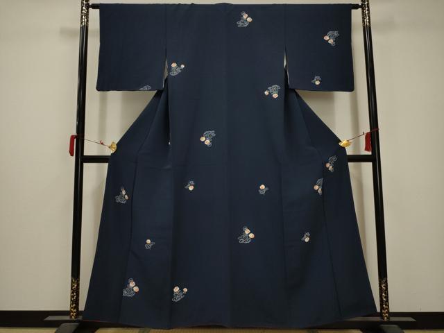 ■■■　サイズ　■■■ 身丈 155cm（肩から） 裄丈 63cm 袖丈 45.5cm　縫込み 3.5cm 袖幅 33cm 前幅 23cm 後幅 28.5cm 着物縫いこみ 内揚げ 8cm 裄 お袖側 約2.5cm　身頃側 約4cm ■■■...