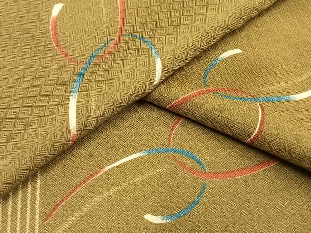 ■■■　サイズ　■■■ 身丈 169cm（肩から） 裄丈 68cm 袖丈 49cm　縫込み 2cm 袖幅 34cm 前幅 23cm 後幅 29cm 着物縫いこみ 内揚げ 0cm 裄 お袖側 約1cm　身頃側 約0cm ■■■　商品詳細　■■...