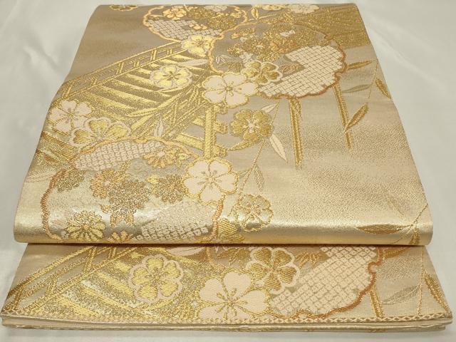 ■■■　サイズ　■■■ 長さ 426cm 幅 30.5cm程 ■■■　商品詳細　■■■ 【正絹】 詳細に関しましては、画像をご確認ください。 大変上質な逸品になります。 お安く出品致しますので、是非この機会にいかがでしょうか？ ※汚れ等に関...