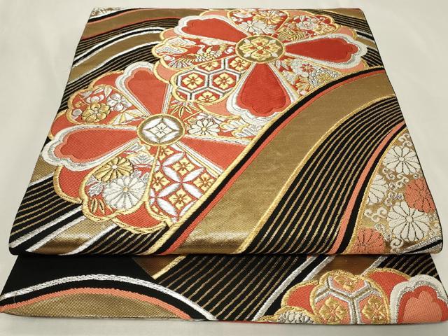 ■■■　サイズ　■■■ 長さ 420cm 幅 31cm程 ■■■　商品詳細　■■■ 【正絹】 詳細に関しましては、画像をご確認ください。 大変上質な逸品になります。 お安く出品致しますので、是非この機会にいかがでしょうか？ ※汚れ等に関しま...