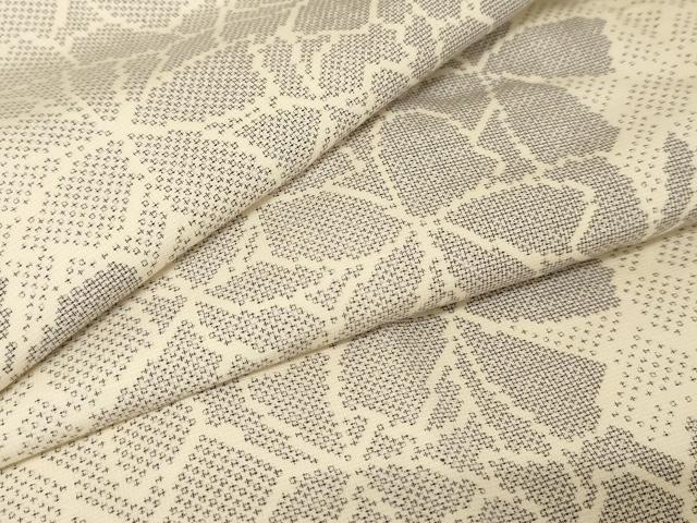 ■■■　サイズ　■■■ 身丈 165.5cm（肩から） 裄丈 67.5cm 袖丈 48cm　縫込み 2cm 袖幅 33.5cm 前幅 25.5cm 後幅 31.5cm 着物縫いこみ 内揚げ 0cm 裄 お袖側 約1cm　身頃側 約1cm ■...