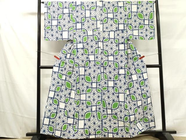 ■■■　サイズ　■■■ 身丈 158cm（肩から） 裄丈 66cm 袖丈 48cm　縫込み 1.5cm 袖幅 33cm 前幅 24cm 後幅 32cm 着物縫いこみ 内揚げ 0cm 裄 お袖側 約4cm　身頃側 約2cm ■■■　商品詳細　...