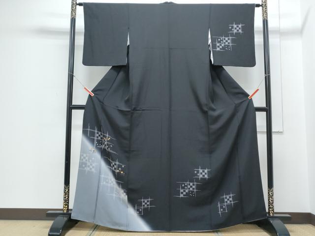 ■■■　サイズ　■■■ 身丈 163.5cm（肩から） 裄丈 62.5cm 袖丈 48cm　縫込み 5cm 袖幅 32.5cm 前幅 23cm 後幅 29cm 着物縫いこみ 内揚げ 12cm 裄 お袖側 約5cm　身頃側 約7cm ■■■　...