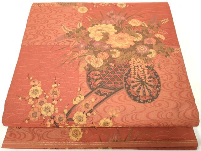 ■■■　サイズ　■■■ 長さ 428cm 幅 31cm程 ■■■　商品詳細　■■■ 【正絹】 詳細に関しましては、画像をご確認ください。 山喜織物「萬葉」といえば紹巴織。 二重の経糸にて織り上げられているので織味は極めて滑らか。 平面な地な...