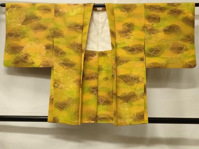 ■■■　サイズ　■■■ 身丈 79.5cm（肩から） 裄丈 63.5cm 袖丈 44cm　縫込み 3cm 袖幅 33cm 前幅 17cm 後幅 28.5cm 裄 お袖側 約2cm　身頃側 約2cm ■■■　商品詳細　■■■ 【正絹】 状態は...