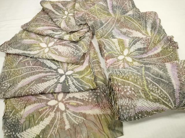 ■■■　サイズ　■■■ 長さ　着尺分あり 幅　　約28cm ■■■　商品詳細　■■■ 【綿・未使用】 状態は特に目立ったシミ汚れなどもなく大変良い状態です。 人気の高い“有松鳴海絞り”の浴衣でございます。 “鳴海絞り”ならではの表情を生み出...