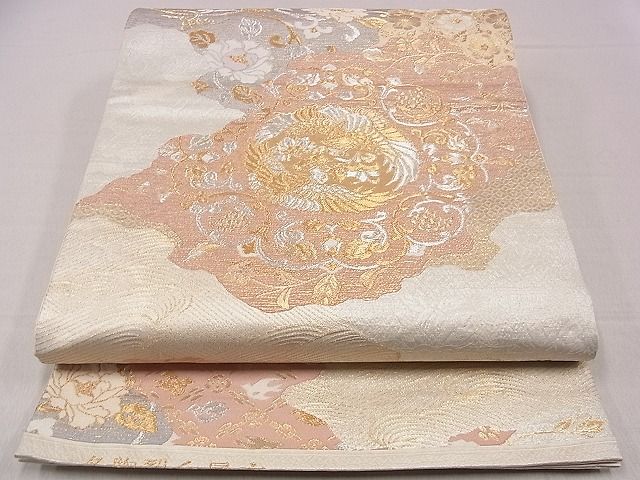 ■■■　サイズ　■■■ 長さ 416cm 幅 31cm程 ■■■　商品詳細　■■■ 【正絹】 状態は接写画像のように 裏地に薄い汚れがございますが その他表地は特に目立ったシミ汚れなどもなく大変良い状態です。 着用時には見えない部分になりま...