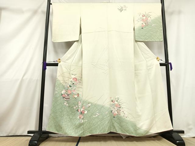 ■■■　サイズ　■■■ 身丈 157cm（肩から） 裄丈 69cm 袖丈 51cm　縫込み 4cm 袖幅 34cm 前幅 24cm 後幅 30cm 着物縫いこみ 内揚げ 8cm 裄 お袖側 約2cm　身頃側 約1cm ■■■　商品詳細　■■...