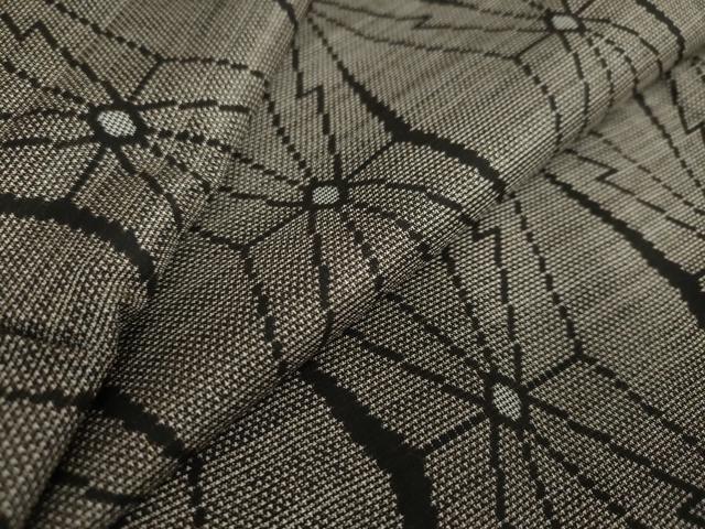 ■■■　サイズ　■■■ 身丈 162cm（肩から） 裄丈 66cm 袖丈 48cm　縫込み 3cm 袖幅 33.5cm 前幅 26cm 後幅 30.5cm 着物縫いこみ 内揚げ 1cm 裄 お袖側 約2cm　身頃側 約1cm ■■■　商品詳...