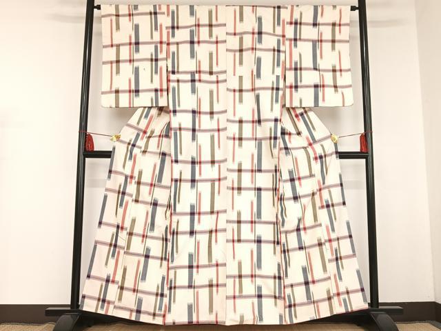 ■■■　サイズ　■■■ 身丈 160cm（肩から） 裄丈 64cm 袖丈 56cm　縫込み 3cm 袖幅 32cm 前幅 24cm 後幅 30cm 着物縫いこみ 内揚げ 0cm 裄 お袖側 約3cm　身頃側 約3cm ■■■　商品詳細　■■...