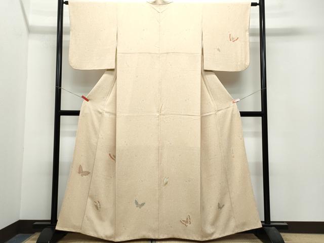 ■■■　サイズ　■■■ 身丈 160cm（肩から） 裄丈 63cm 袖丈 49cm　縫込み 4cm 袖幅 33cm 前幅 24.5cm 後幅 29cm 着物縫いこみ 内揚げ 2cm 裄 お袖側 約2cm　身頃側 約3cm ■■■　商品詳細　...