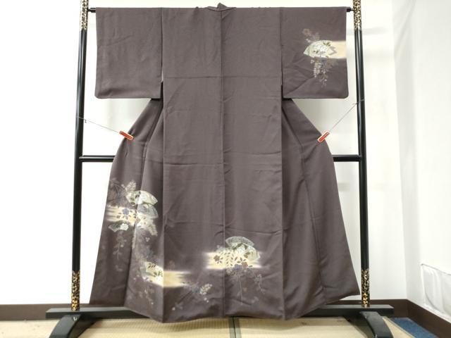 ■■■　サイズ　■■■ 身丈 157cm（肩から） 裄丈 64.5cm 袖丈 49cm　縫込み 6cm 袖幅 34cm 前幅 24cm 後幅 29cm 着物縫いこみ 内揚げ 6cm 裄 お袖側 約2cm　身頃側 約4cm ■■■　商品詳細　...