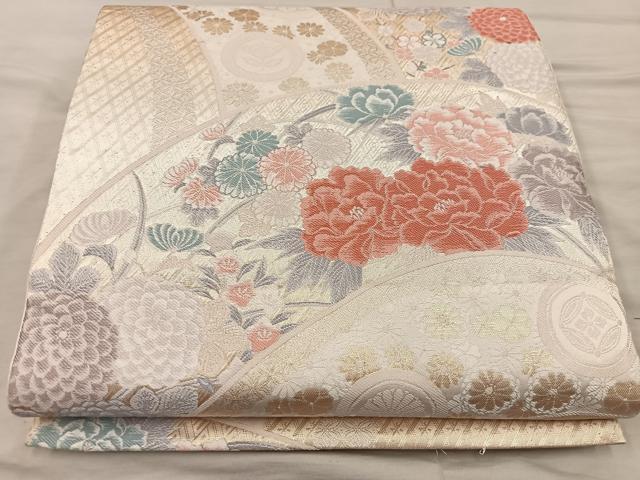 ■■■　サイズ　■■■ 長さ 424cm 幅 31cm程 ■■■　商品詳細　■■■ 【正絹】 詳細に関しましては、画像をご確認ください。 大変上質な逸品になります。 お安く出品致しますので、是非この機会にいかがでしょうか？ ※汚れ等に関しま...