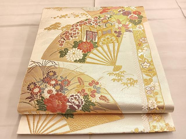 ■■■　サイズ　■■■ 長さ 424cm 幅 31cm程 ■■■　商品詳細　■■■ 【正絹】 詳細に関しましては、画像をご確認ください。 大変上質な逸品になります。 お安く出品致しますので、是非この機会にいかがでしょうか？ ※汚れ等に関しま...