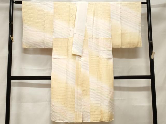 ■■■　サイズ　■■■ 身丈 118cm（肩から） 裄丈 62cm 袖丈 47cm　縫込み 5cm 袖幅 32cm 前幅 26cm 後幅 30cm 着物縫いこみ 内揚げ 11cm 裄 お袖側 約6cm　身頃側 約6cm ■■■　商品詳細　■...