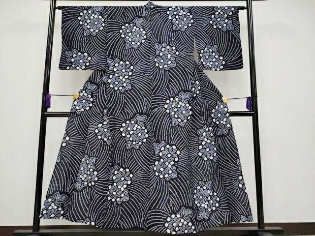 ■■■　サイズ　■■■ 身丈 152cm（肩から） 裄丈 63.5cm 袖丈 48.5cm　縫込み 2cm 袖幅 32.5cm 前幅 25.5cm 後幅 31.5cm 着物縫いこみ 内揚げ 0cm 裄 お袖側 約 2.5cm　身頃側 約 2...