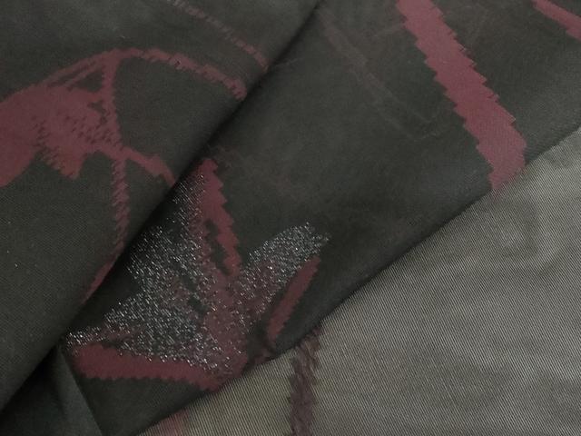 ■■■　サイズ　■■■ 身丈 150cm（肩から） 裄丈 62cm 袖丈 48.5cm　縫込み 4cm 袖幅 32cm 前幅 23cm 後幅 29cm 着物縫いこみ 内揚げ 0cm 裄 お袖側 約2cm　身頃側 約2.5cm ■■■　商品詳...