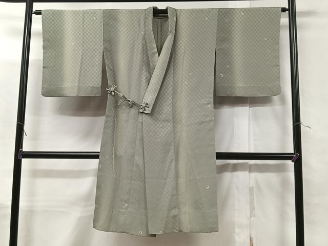 ■■■　サイズ　■■■ 身丈 112cm（肩から） 裄丈 64cm 袖丈 46.5cm　縫込み 5cm 袖幅 32.5cm 前幅 20cm 後幅 30cm 裄 お袖側 約3cm　身頃側 約3cm ■■■　商品詳細　■■■ 【正絹】 状態は特...