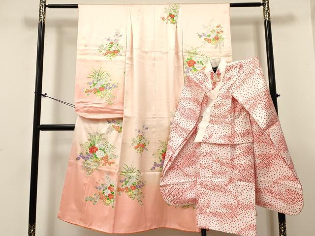 ■■■　サイズ　■■■ 【祝着】 身丈 137cm（肩から） 裄丈 47.5cm（肩上げ　6cm） 袖丈 73.5cm　縫込み 6cm 袖幅 30.5cm 前幅 21cm 後幅 26.5cm 着物縫いこみ 内揚げ 7.5cm （腰上げ　0c...