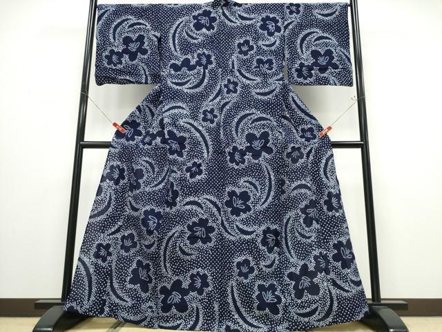 ■■■　サイズ　■■■ 身丈 166cm（肩から） 裄丈 69cm 袖丈 48cm　縫込み 4cm 袖幅 35cm 前幅 24cm 後幅 31.5cm 着物縫いこみ 内揚げ 0cm 裄 お袖側 約1cm　身頃側 約1cm ■■■　商品詳細　...