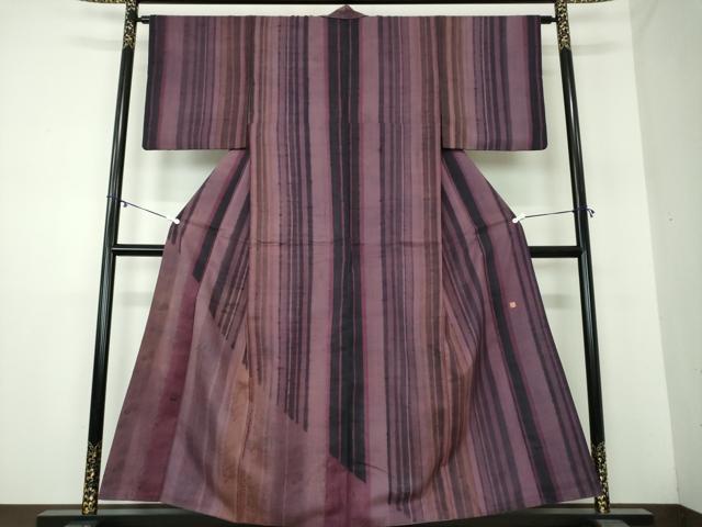 ■■■　サイズ　■■■ 身丈 156cm（肩から） 裄丈 64.5cm 袖丈 47.5cm　縫込み 4cm 袖幅 32.5cm 前幅 23.5cm 後幅 29.5cm 着物縫いこみ 内揚げ 3.5cm 裄 お袖側 約1cm　身頃側 約2cm...