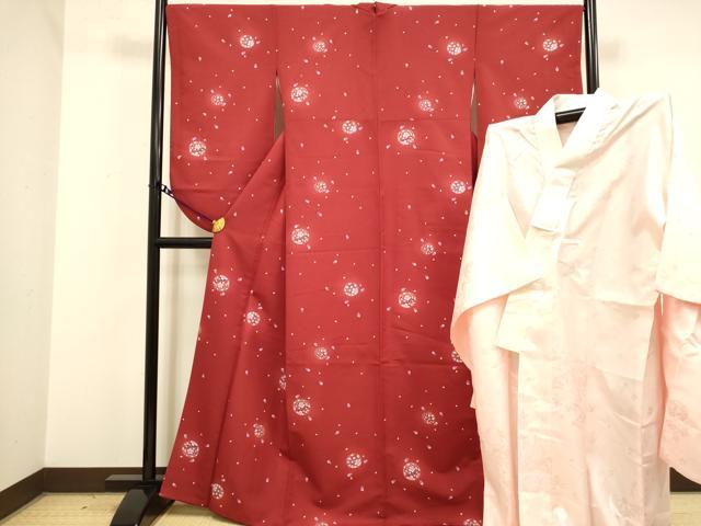 ■■■　サイズ　■■■ 【振袖】 身丈 167cm（肩から） 裄丈 67cm 袖丈 76cm　縫込み 5cm 袖幅 34cm 前幅 26cm 後幅 30cm 着物縫いこみ 内揚げ 0cm 裄 お袖側 約1cm　身頃側 約1cm 【長襦袢】 ...