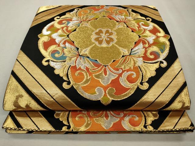 ■■■　サイズ　■■■ 長さ 424cm 幅 30cm程 ■■■　商品詳細　■■■ 【正絹・芯なし・関西仕立て】 詳細に関しましては、画像をご確認ください。 大変上質な逸品になります。 お安く出品致しますので、是非この機会にいかがでしょうか...