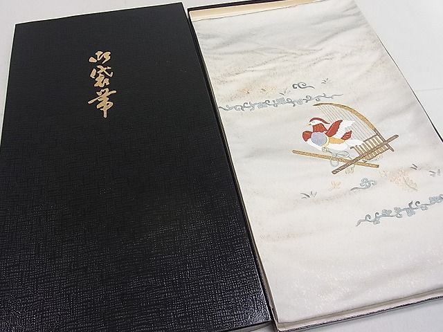 ■■■　サイズ　■■■ 長さ 434cm 幅 31cm程 ■■■　商品詳細　■■■ 【正絹・芯なし】 状態は接写画像のように 前柄に薄い汚れがございますが その他特に目立ったシミ汚れなどもなく大変良い状態です。 大変上質な逸品になります。 ...