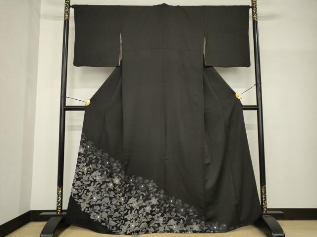 ■■■　サイズ　■■■ 身丈 166cm（肩から） 裄丈 65.5cm 袖丈 48cm　縫込み 9cm 袖幅 33cm 前幅 24cm 後幅 29cm 着物縫いこみ 内揚げ 4cm 裄 お袖側 約1cm　身頃側 約2cm ■■■　商品詳細　...