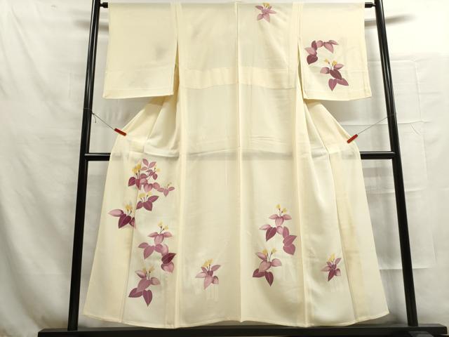 ■■■　サイズ　■■■ 身丈 151.5m（肩から） 裄丈 63cm 袖丈 53cm　縫込み 4cm 袖幅 32.5cm 前幅 24cm 後幅 30.5cm 着物縫いこみ 内揚げ 5cm 裄 お袖側 約2cm　身頃側 約2cm ■■■　商品...