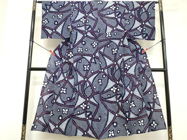 ■■■　サイズ　■■■ 身丈 147cm（肩から） 裄丈 62cm 袖丈 46cm　縫込み 4.5cm 袖幅 32cm 前幅 26cm 後幅 30cm 着物縫いこみ 内揚げ 4cm 裄 お袖側 約0cm　身頃側 約4cm ■■■　商品詳細　...