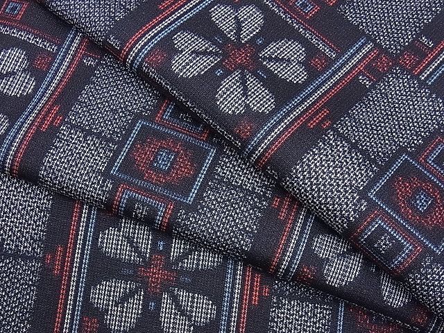 ■■■　サイズ　■■■ 身丈 159.5cm（肩から） 裄丈 64cm 袖丈 45.5cm　縫込み 2cm 袖幅 32cm 前幅 23cm 後幅 28.5cm 着物縫いこみ 内揚げ 0cm 裄　袖側 約 3cm　身頃側 約 3cm ■■■　...