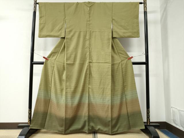 ■■■　サイズ　■■■ 身丈 161cm（肩から） 裄丈 65cm 袖丈 46cm　縫込み 4cm 袖幅 34cm 前幅 24.5cm 後幅 29cm 着物縫いこみ 内揚げ 5cm 裄 お袖側 約3cm　身頃側 約3cm ■■■　商品詳細　...